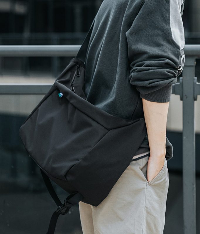 Messenger Bag - CircleQ Essentials