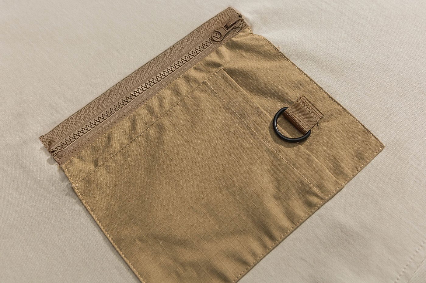 Cargo T-shirt - CircleQ Essentials