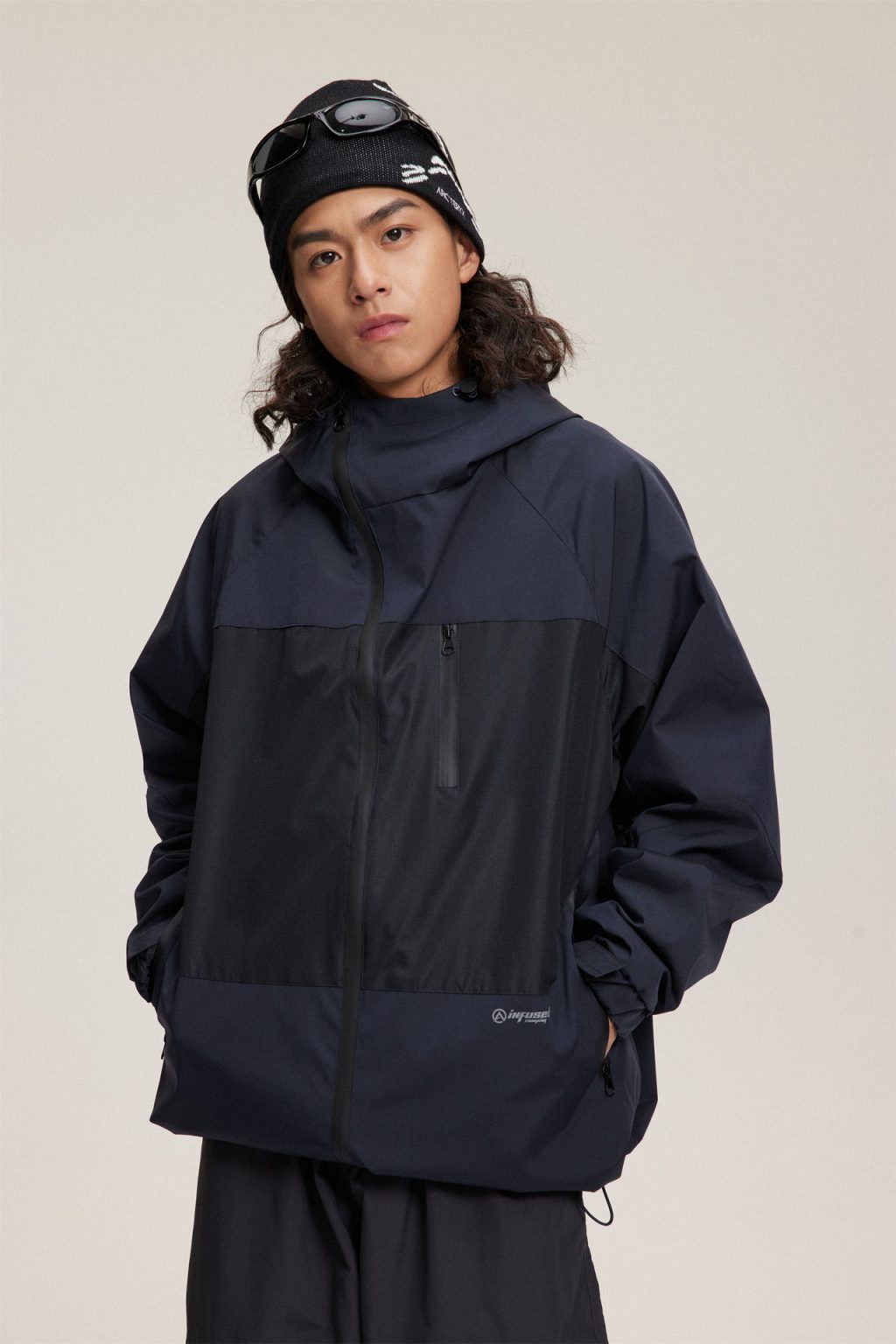 Windbreaker - CircleQ Essentials