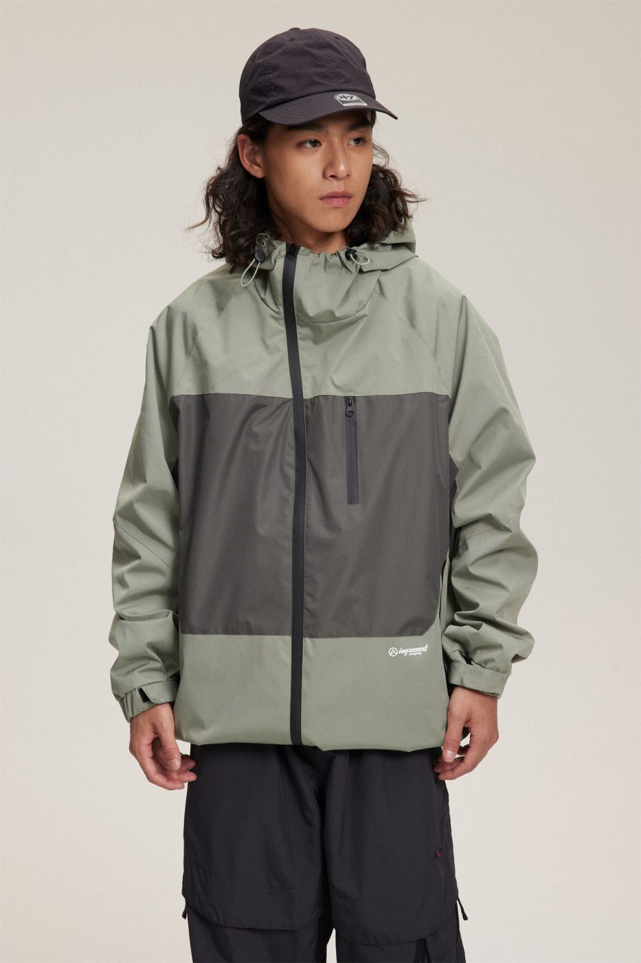 Windbreaker - CircleQ Essentials