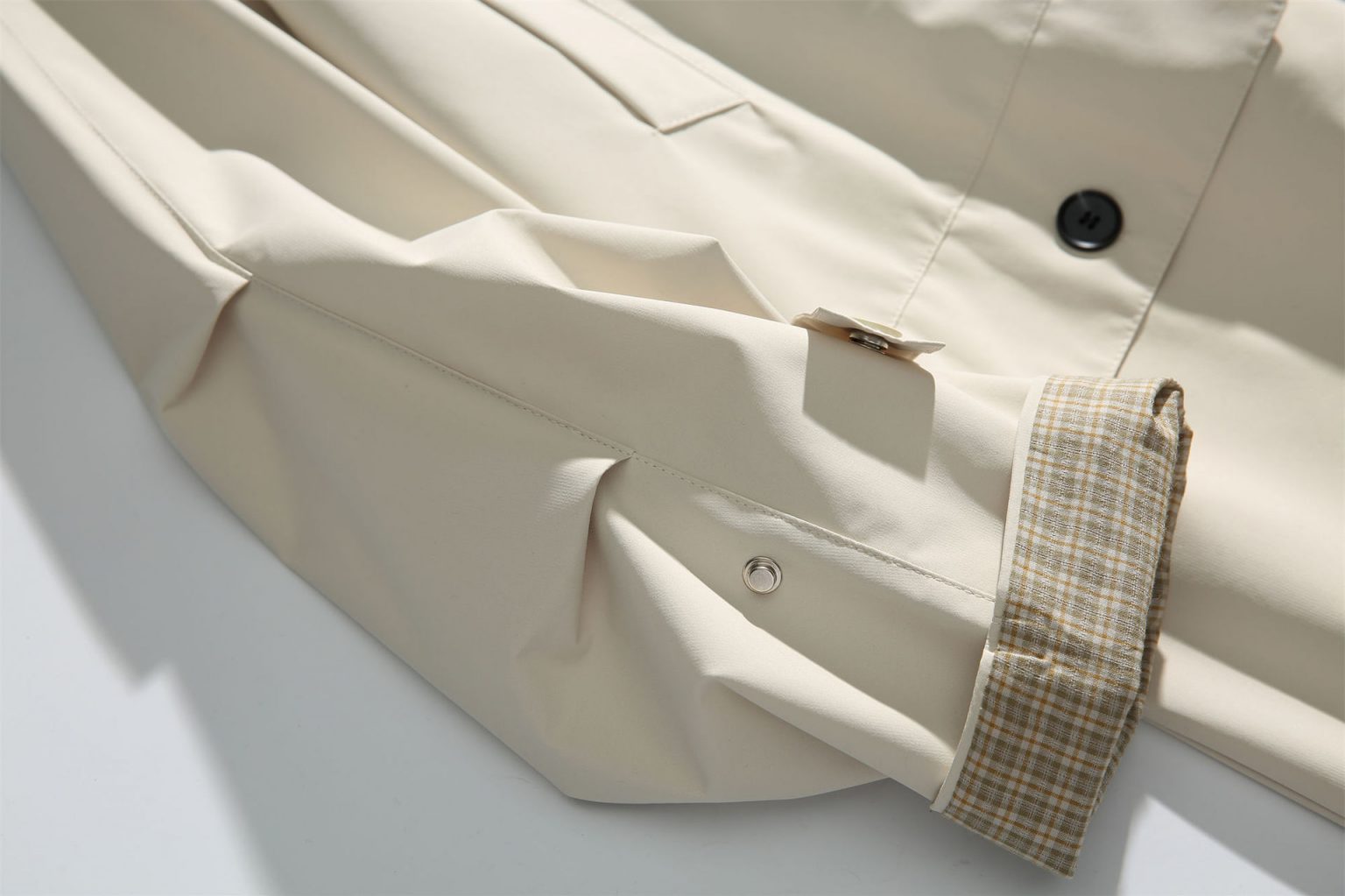 Trench Coat - CircleQ Essentials